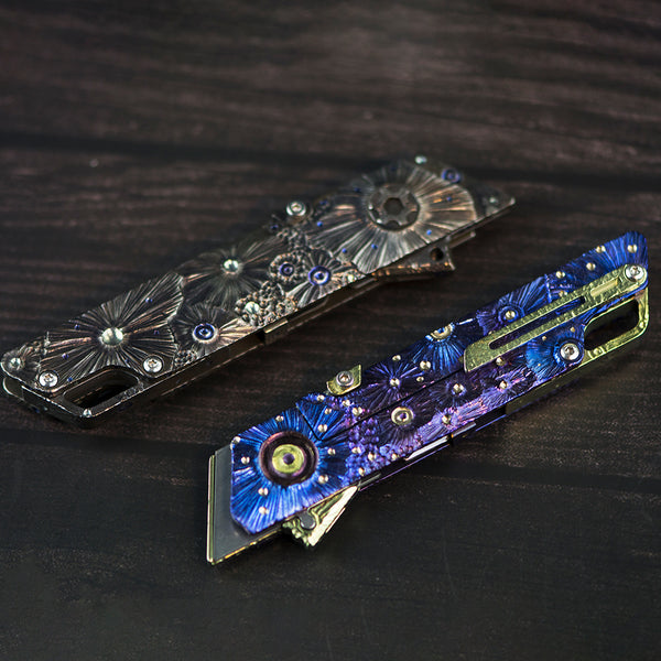 The Raven Titanium Utility Folding knife – titaner